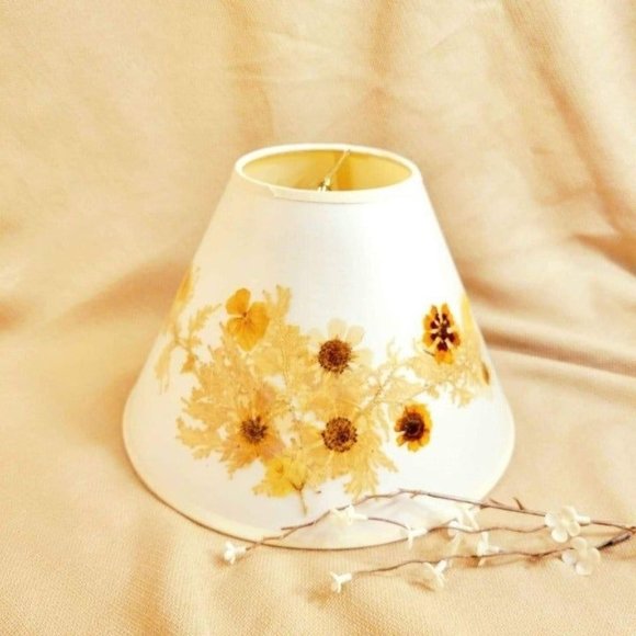 No brand / Not sure | Other | Vintage Pressed Flowers Lamp Shade | Poshmark